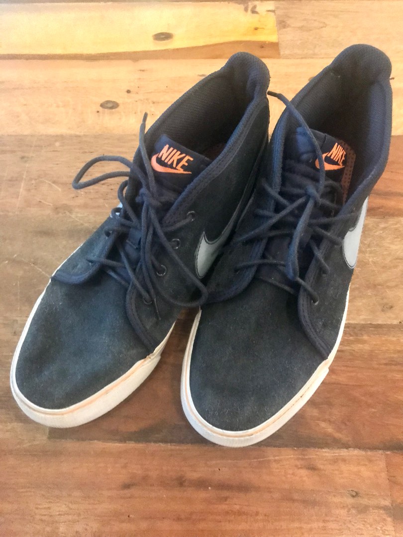 Nike Toki, Men's Fashion, Footwear, Sneakers on Carousell