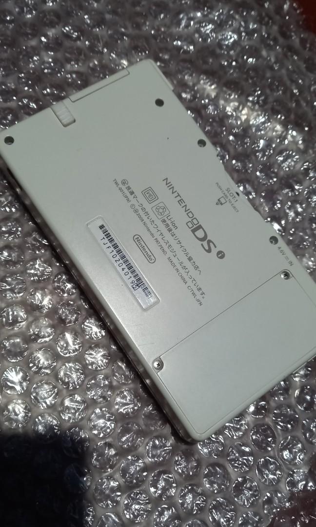 Nintendo DSi white ( Japan ), Video Gaming, Video Game Consoles ...