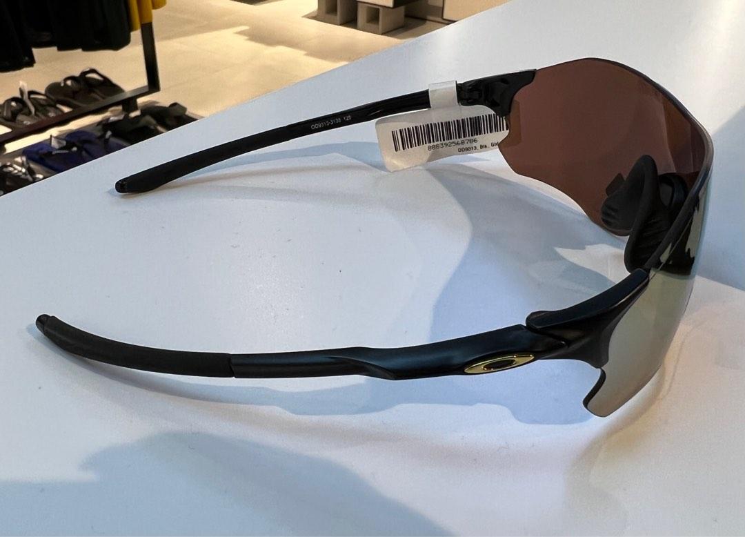 OAKLEY EV Zero Path 24k Prism, Men's Fashion, Watches & Accessories ...