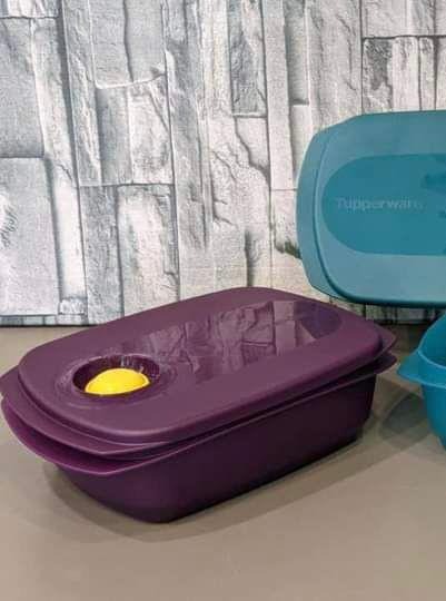 ORI TUPPERWARE: Sarung botol dan lunch box with separate., Furniture ...