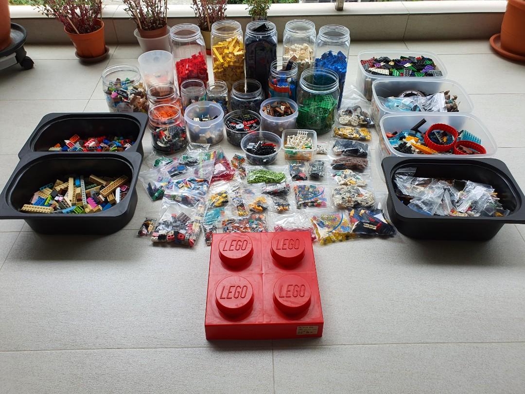 Original Lego Bricks, Hobbies & Toys, Toys & Games on Carousell