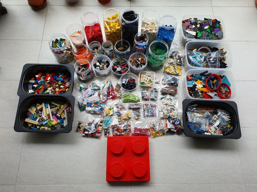 Original Lego Bricks, Hobbies & Toys, Toys & Games on Carousell