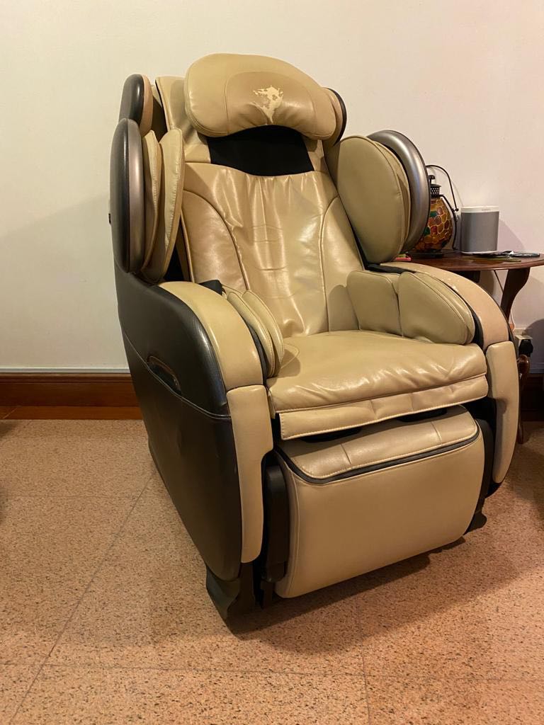 Osim U Infinity Massage chair, Health & Nutrition, Massage Devices on ...