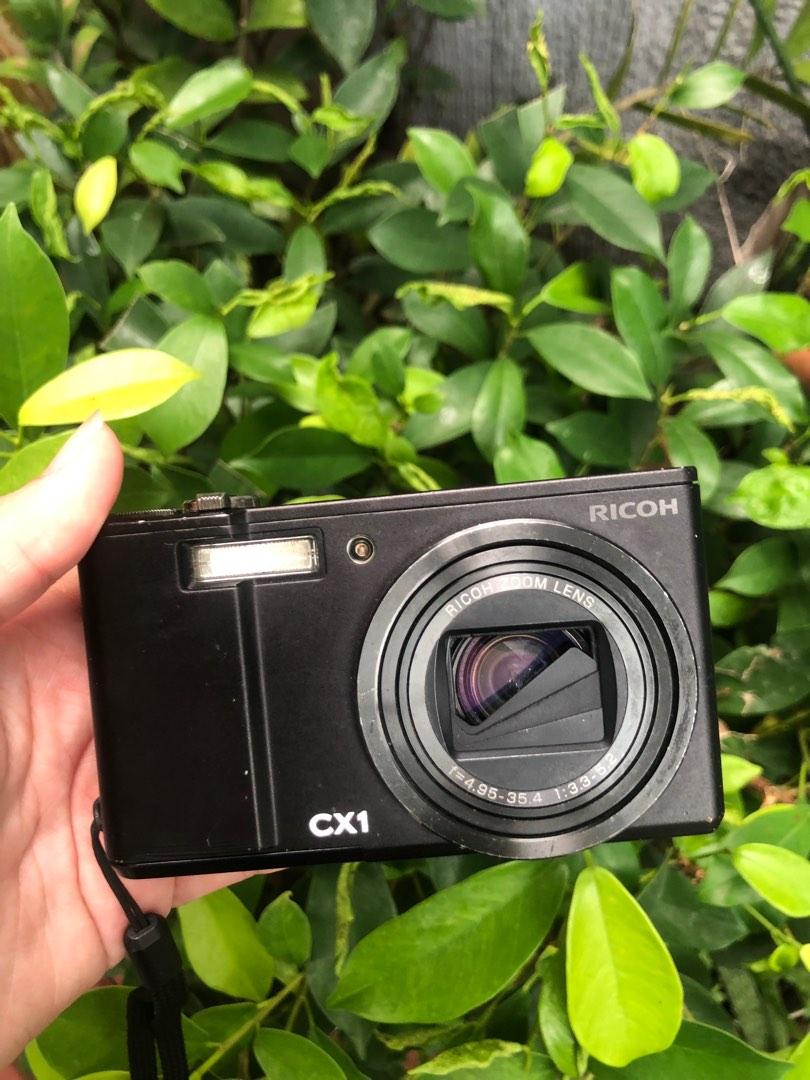RICOH CX1