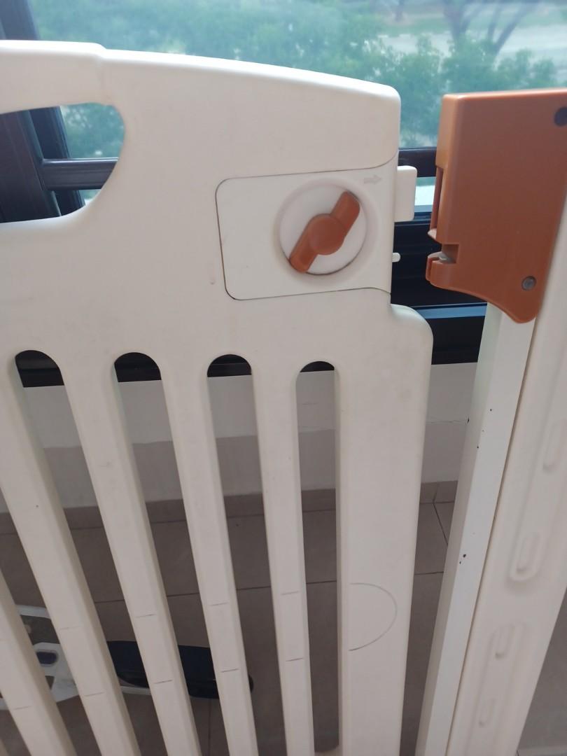 Safety Gate, Babies & Kids, Baby Nursery & Kids Furniture, Safety Gates ...