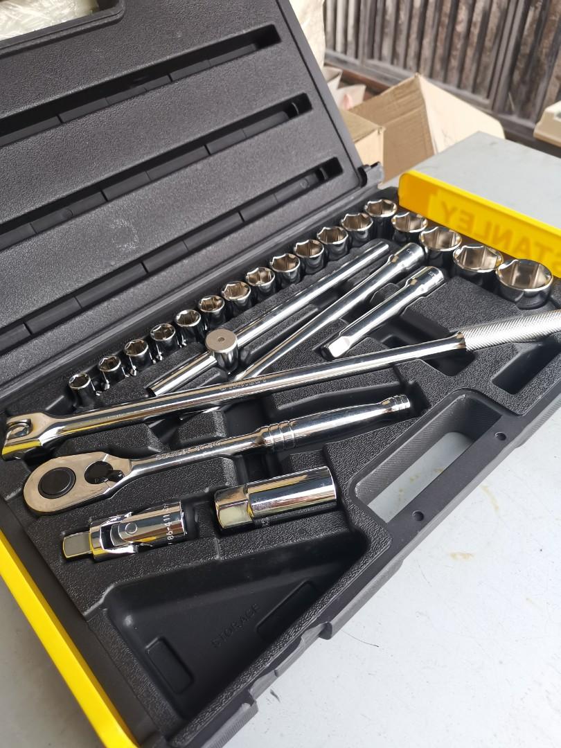 STANLEY 1/2"X25 SOCKET SET, Furniture & Home Living, Home Improvement ...