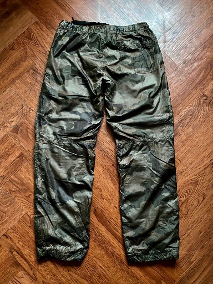 TRACKSUIT UNIQLO CAMO, Men's Fashion, Bottoms, Joggers on Carousell