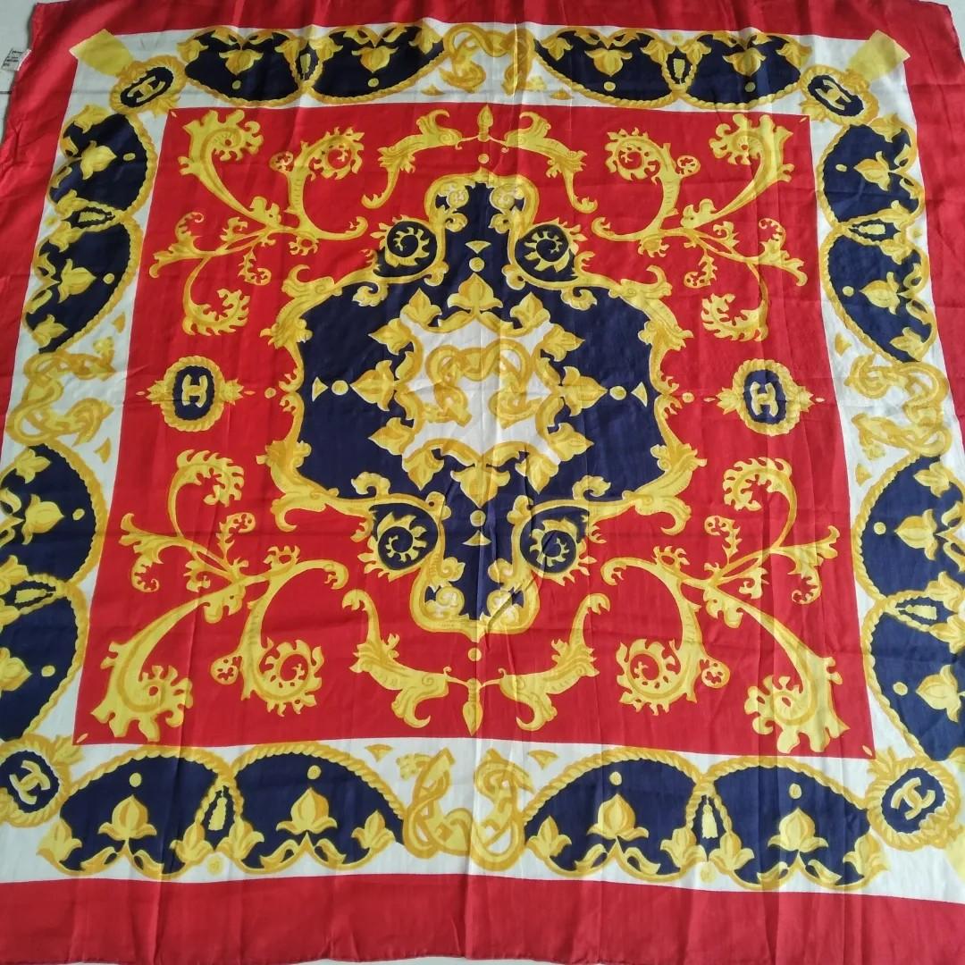 VINTAGE LAURIE SAMSON SILK SCARF, Fesyen Wanita, Aksesoris di Carousell