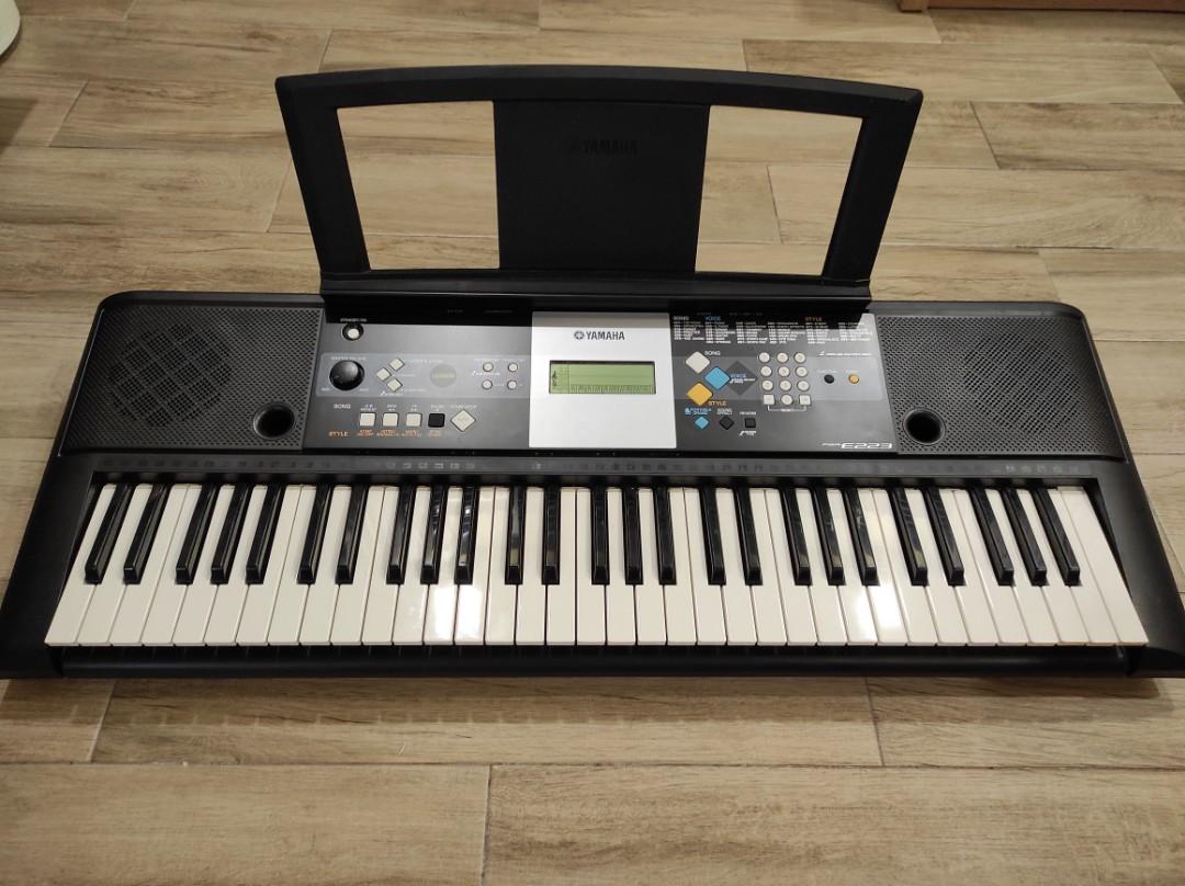 Yamaha digital keyboard, Hobbies & Toys, Music & Media, Musical ...
