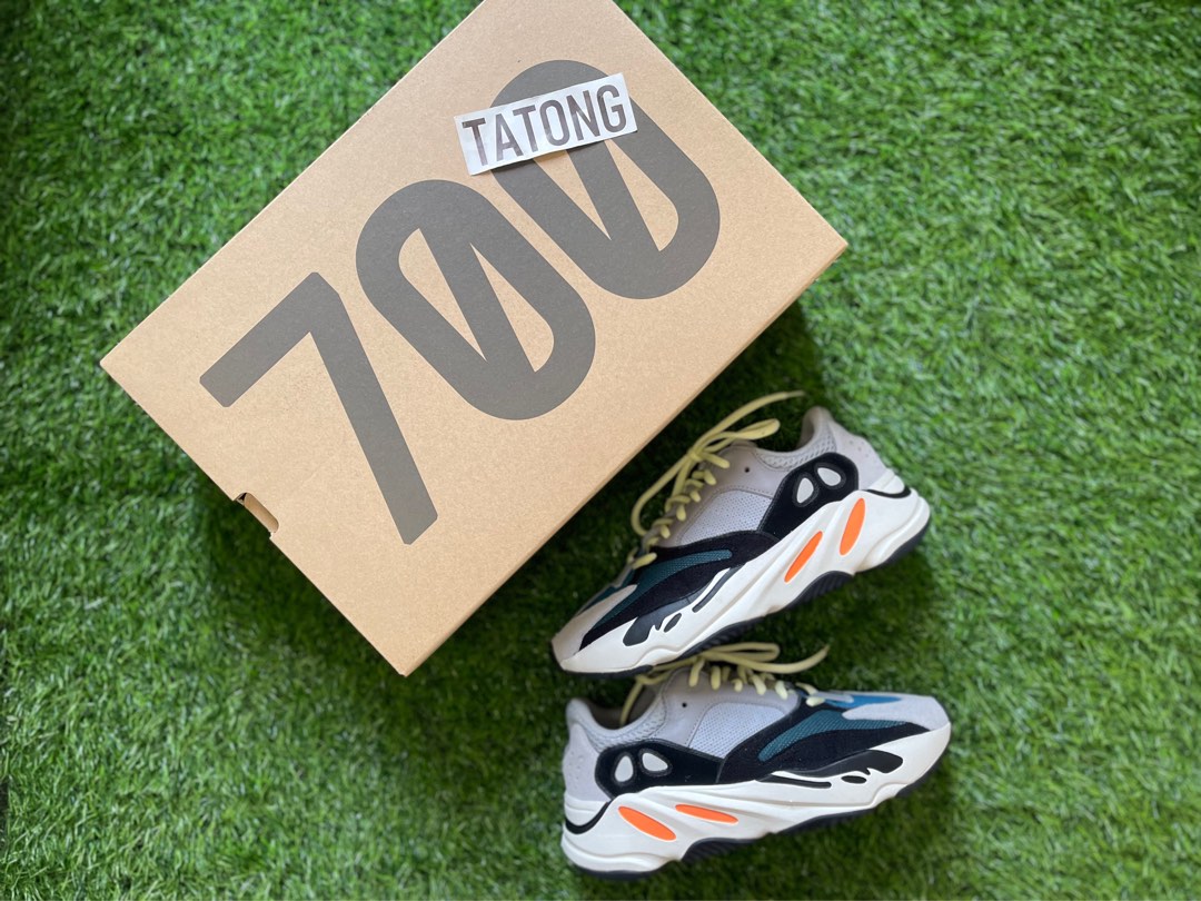Yeezy 700 Waverunner, Men's Fashion, Footwear, Sneakers on Carousell