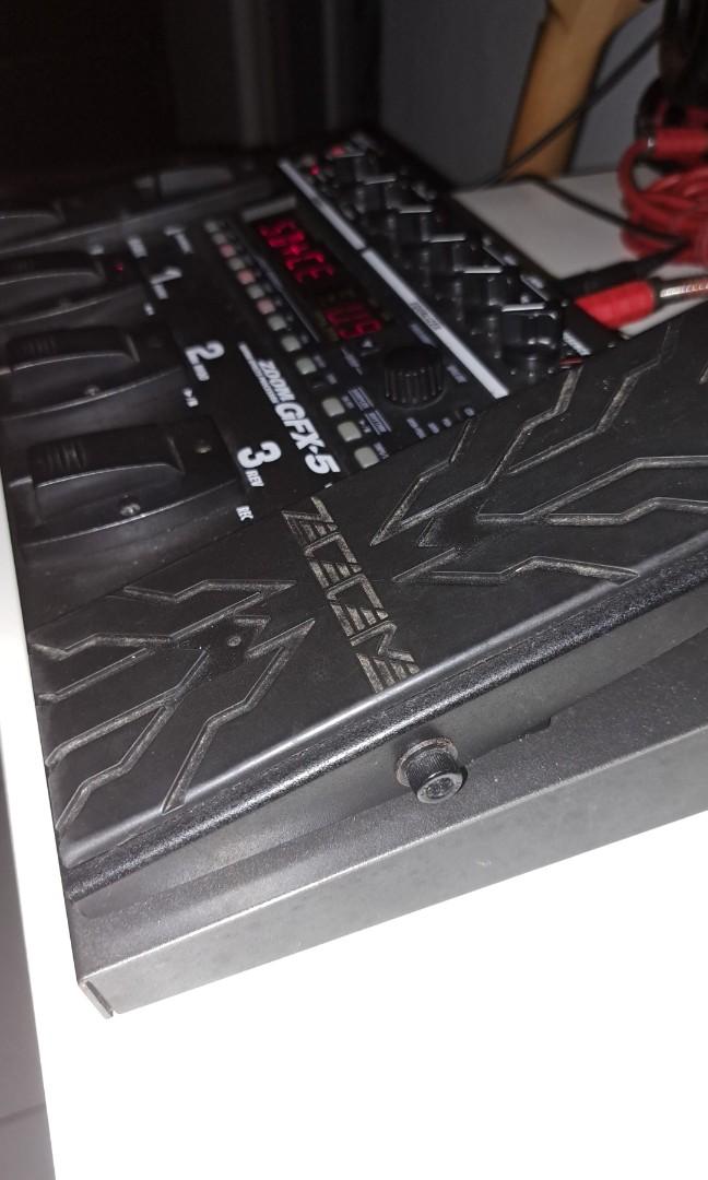 Zoom GFX 5 Guitar Multi Efx, Hobbies & Toys, Music & Media, Musical ...