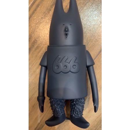 台灣限定 絕版 限量 Alien666 黃鴻升 小鬼 666公仔 限量 太空灰 星空灰, 其他, 其他 - Carousell