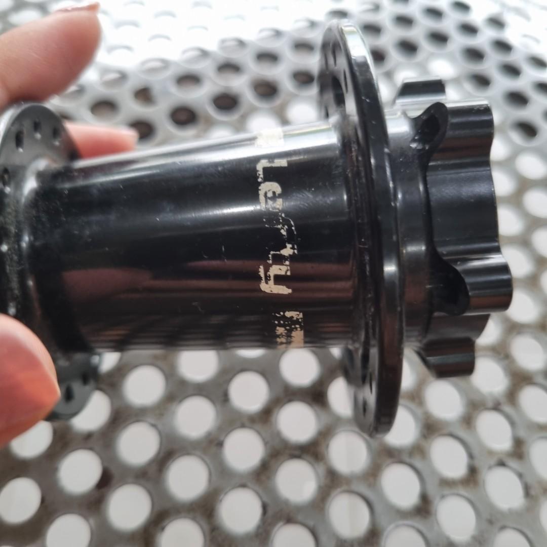 * Last piece Clearance Stock *Cannondale Lefty Front Hub, Sports ...