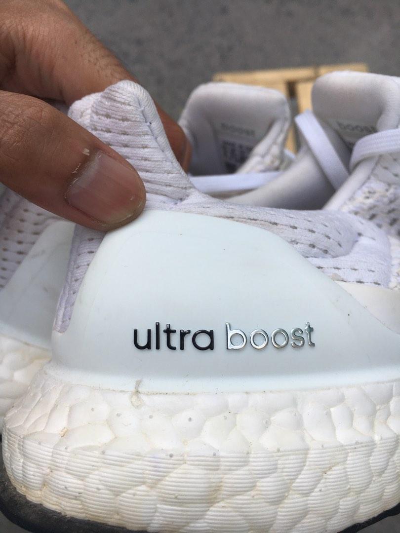 ADIDAS ULTRABOOST V1 OG, Men's Fashion, Footwear, Sneakers on Carousell