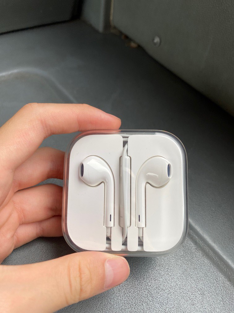 Apple original earpods, Audio, Earphones on Carousell