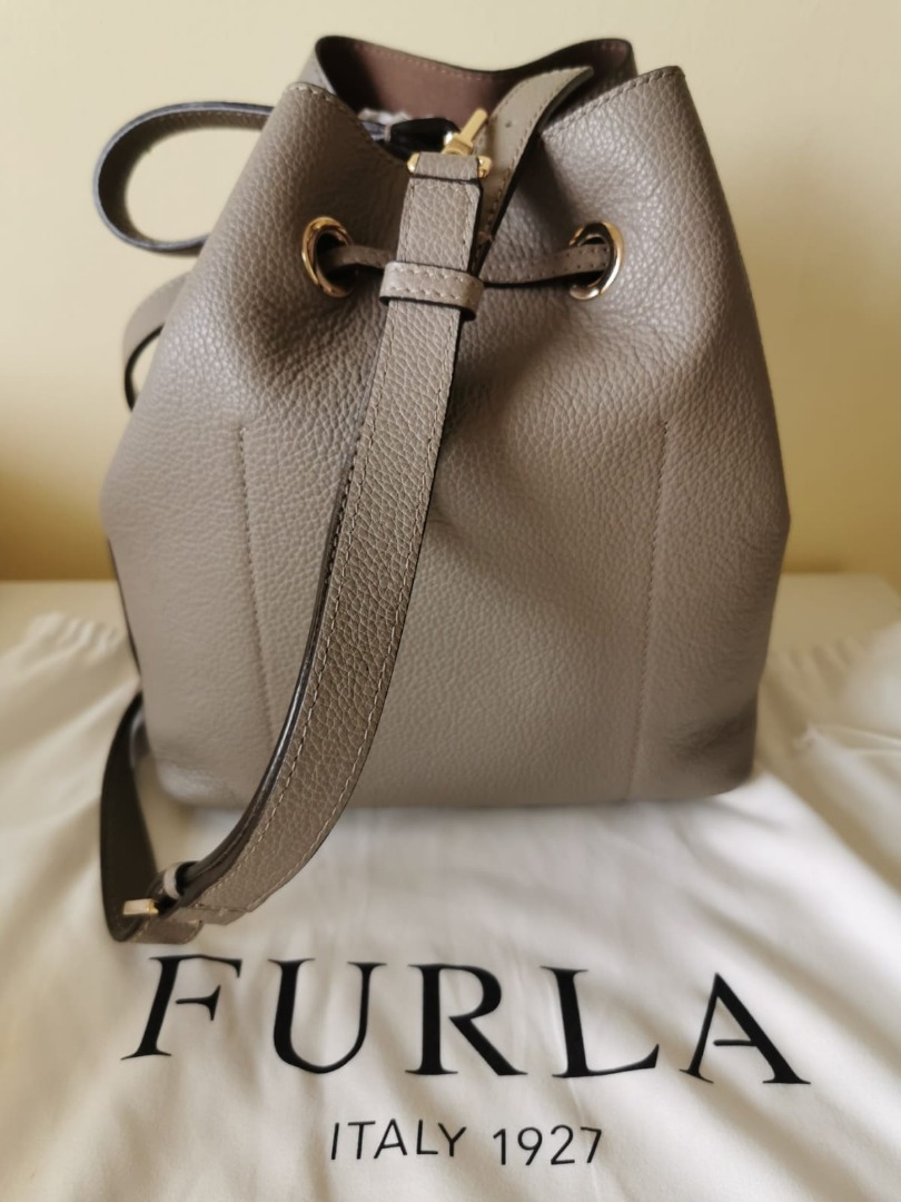 Authentic Furla Bucket Bag for Sale, Luxury, Bags & Wallets on Carousell