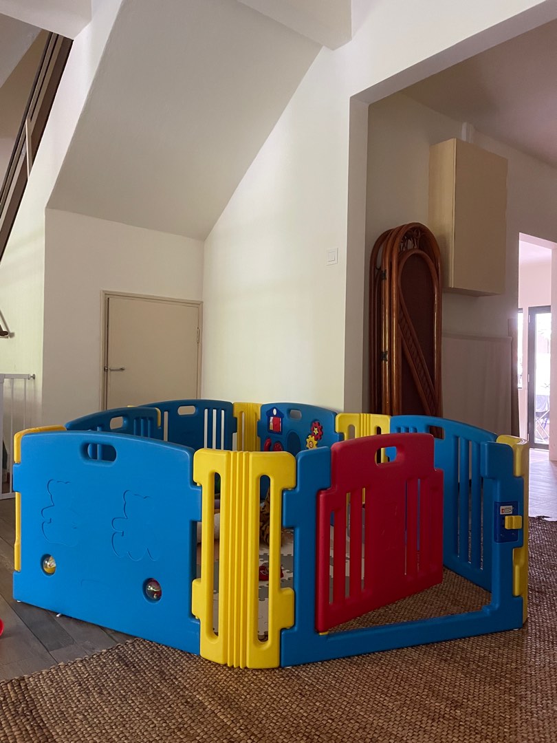 Big Playpen - play yard playground in perfect conditions - 2 activity ...
