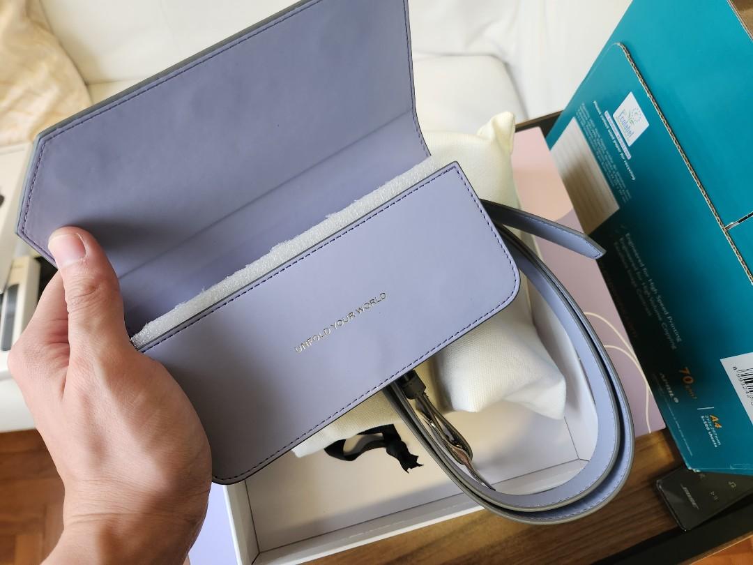 BNIB Samsung Paper Bunny Limited Edition Micro-Fold Bag, Mobile Phones ...