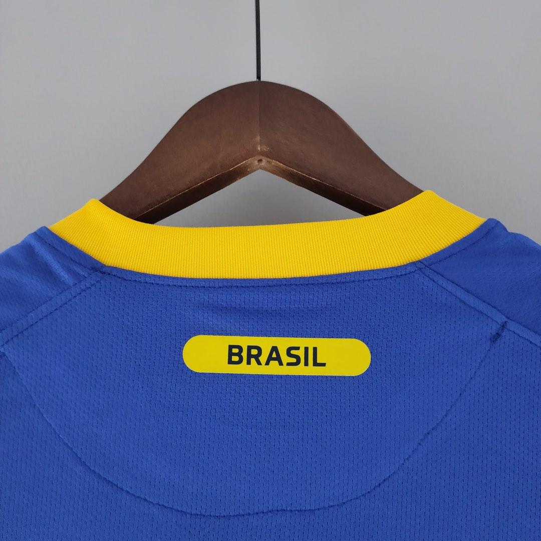 Brazil National Team Retro Away Jersey 2010 on Carousell