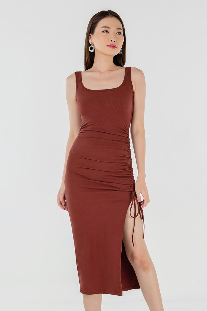 BREE SCRUNCHED UP RIBBED DRESS (BRICK) Lovet, Women's Fashion, Dresses ...