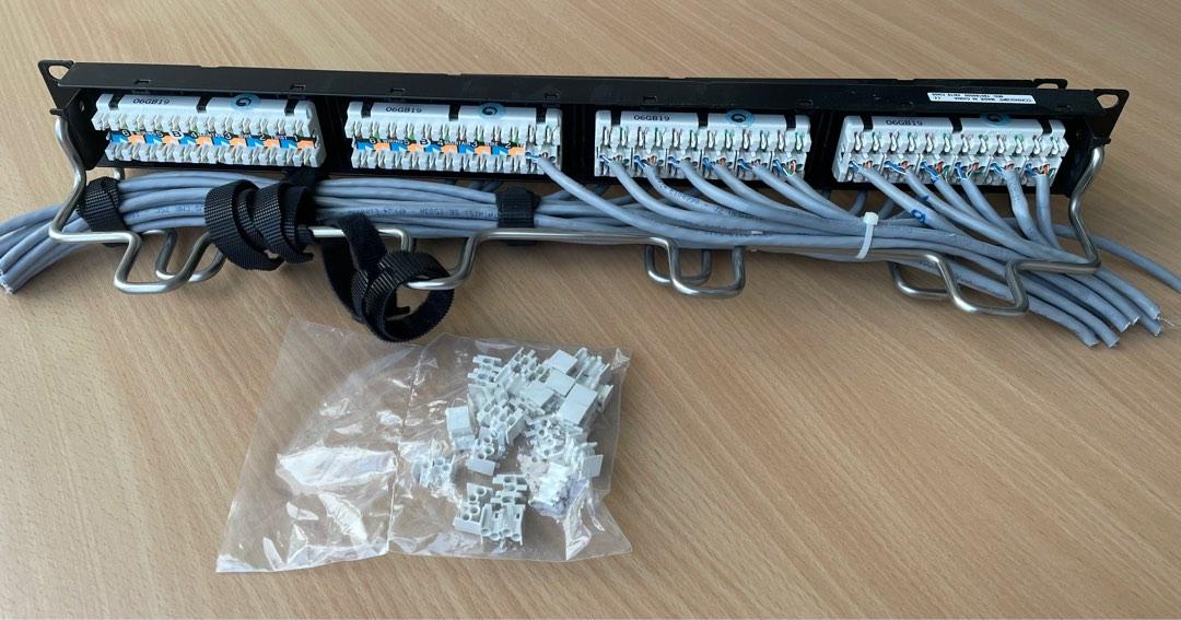 Commscope 24 port patch panel 二手, 電腦＆科技, 電腦周邊及配件, Wifi及上網相關產品 - Carousell
