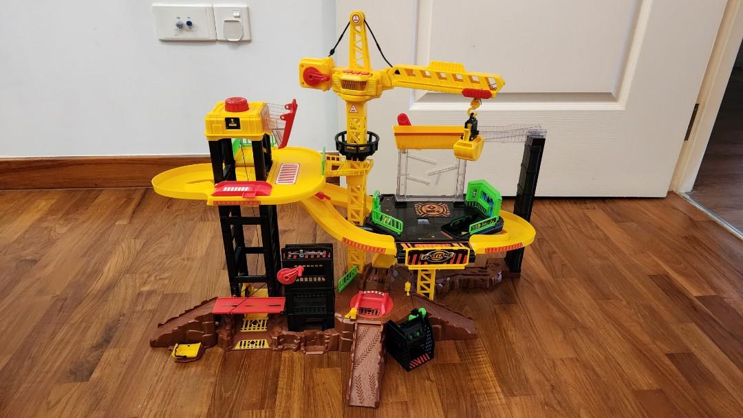 Construction Builder Crane Arena Terrain Set, Hobbies & Toys, Toys ...