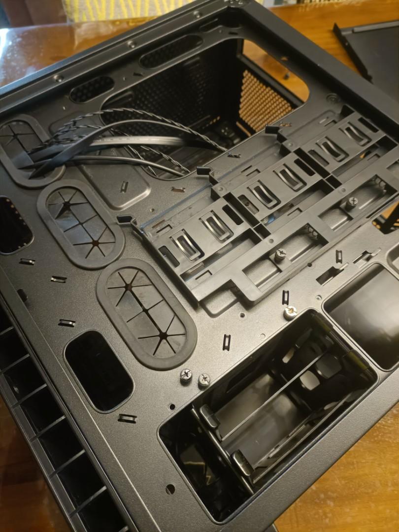 CORSAIR Carbide 400C Case, Computers & Tech, Parts & Accessories ...