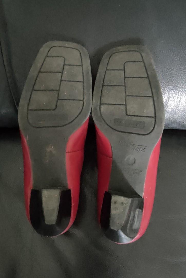 Easy Steps Red Women Shoes, Women's Fashion, Footwear, Heels on Carousell