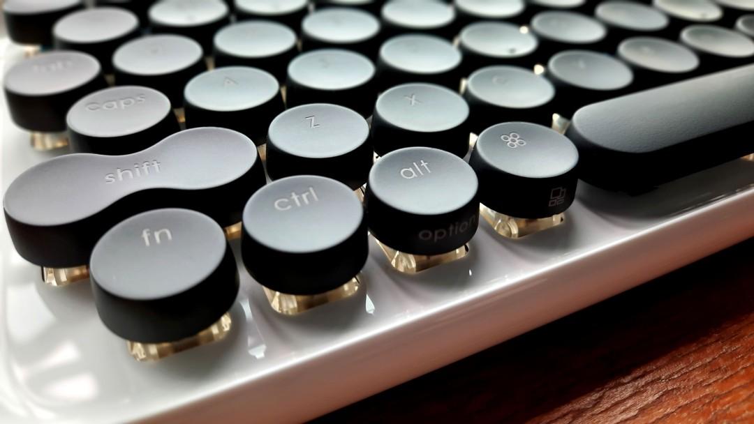 DOT Bluetooth Mechanical Keyboard, Computers & Tech, Parts ...