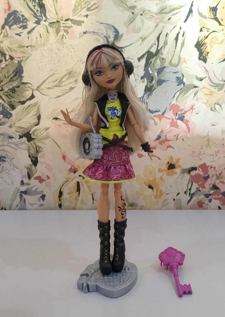 Ever After High Melody Piper Doll, Hobbies & Toys, Toys & Games on ...