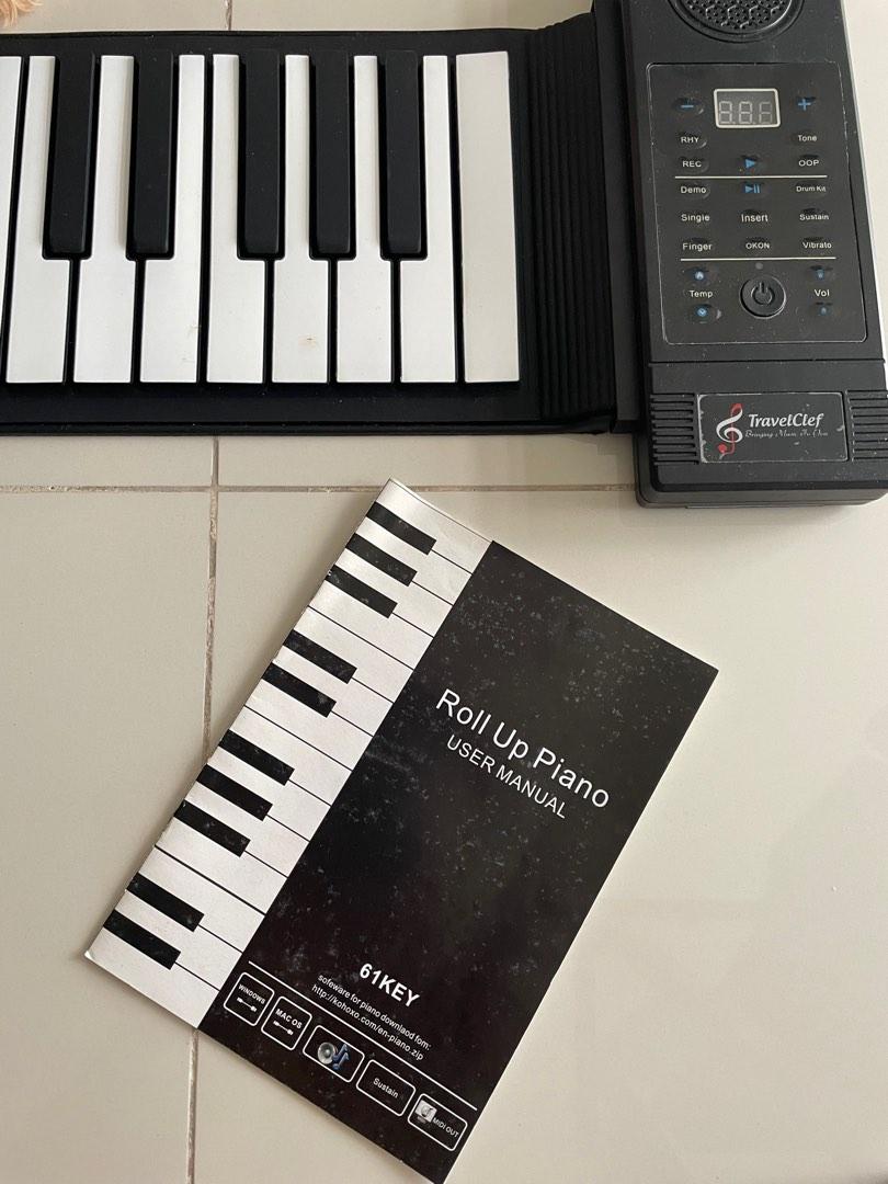 Flexible Roll-up Piano, Hobbies & Toys, Music & Media, Musical Instruments on Carousell