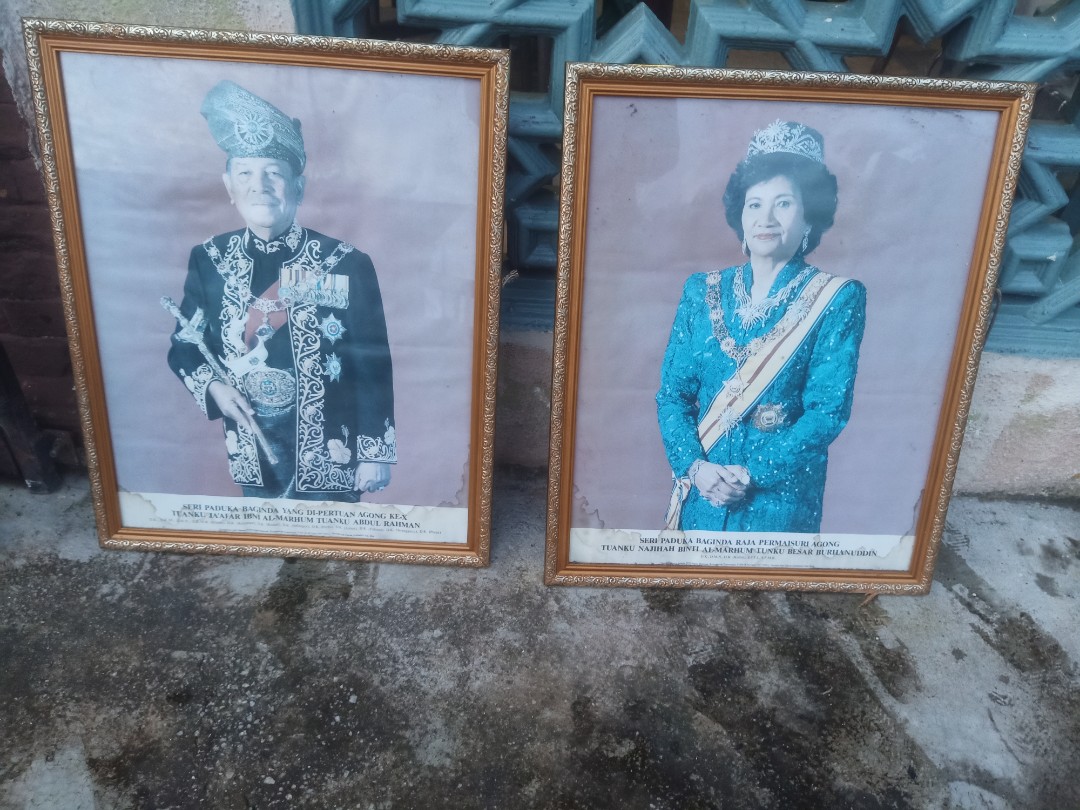 gambar agong, Hobbies & Toys, Collectibles & Memorabilia, Vintage ...