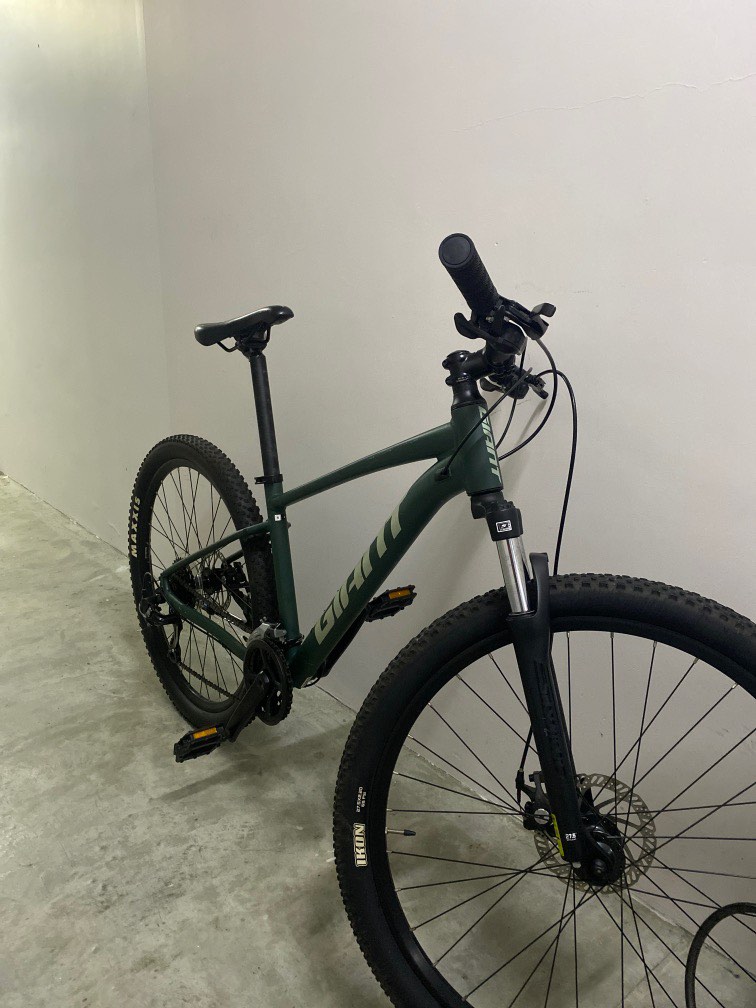 Giant talon 4 27.5, Sports Equipment, Bicycles & Parts, Bicycles on ...