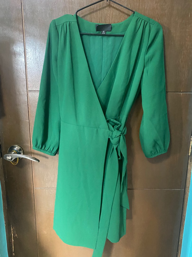 Green wrap dress, Women's Fashion, Dresses & Sets, Dresses on Carousell
