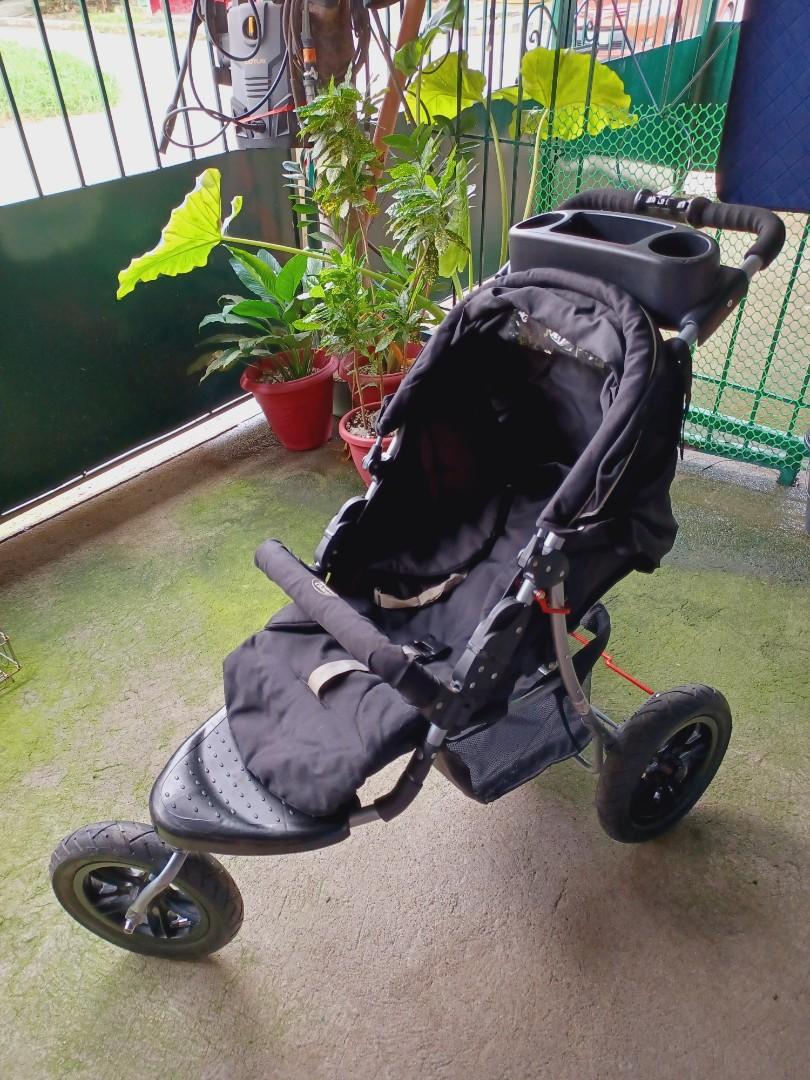Heavy duty stroller with inflatable tires, Babies & Kids, Going Out ...