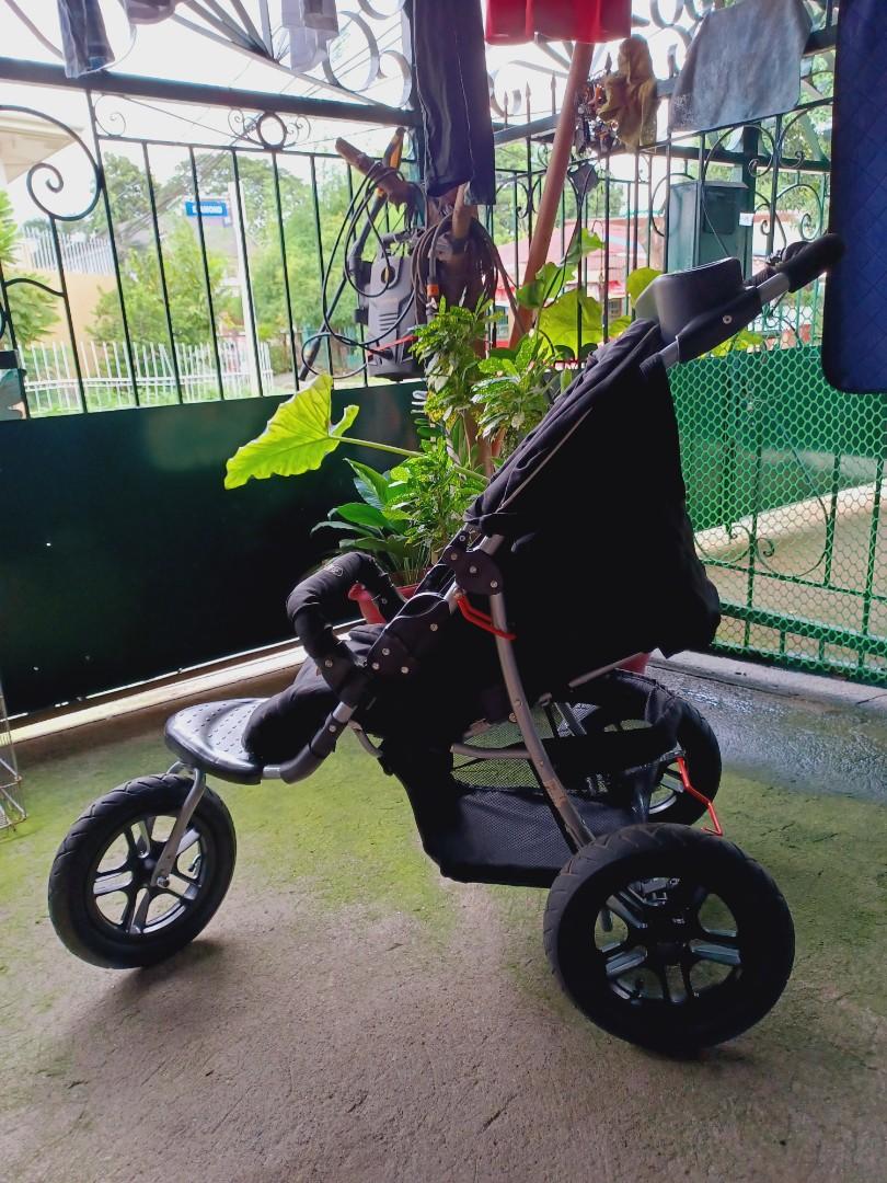 Heavy duty stroller with inflatable tires, Babies & Kids, Going Out ...