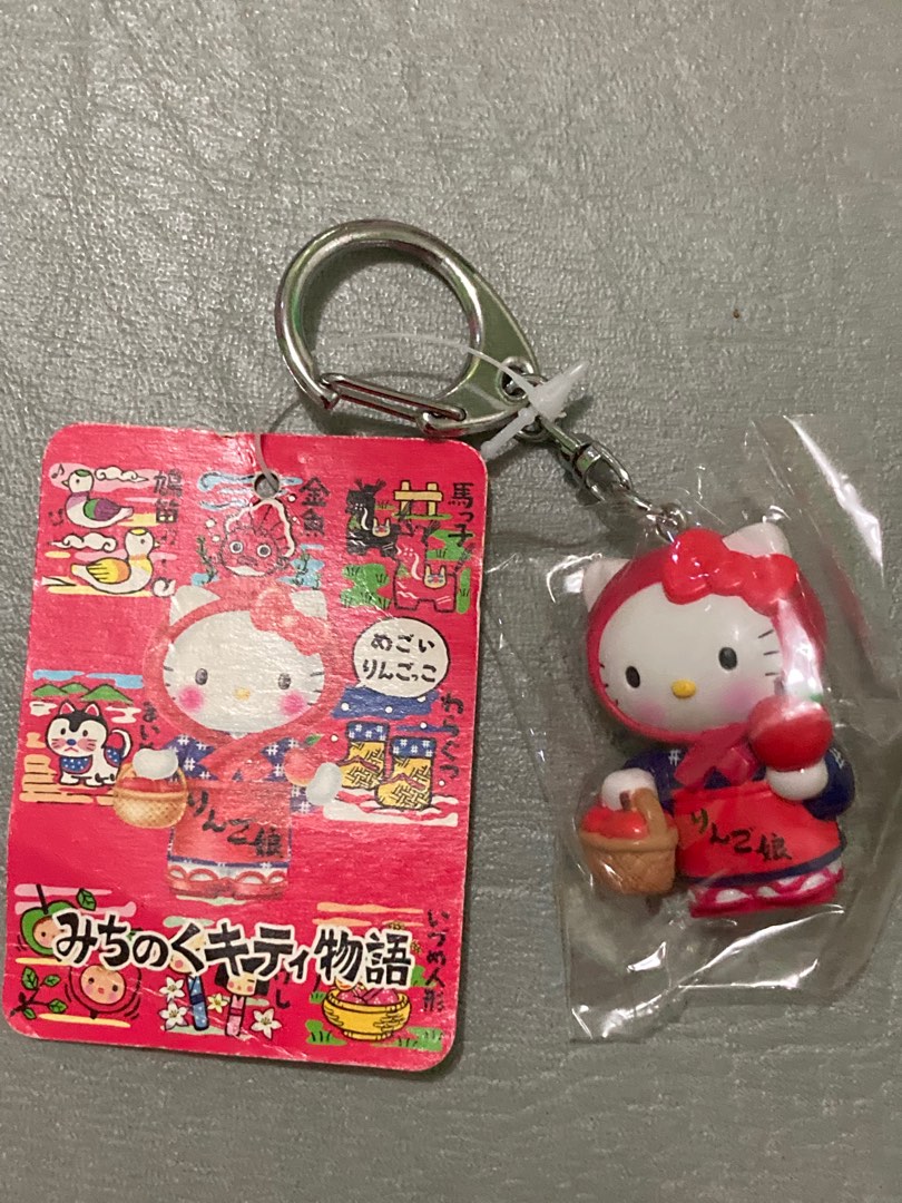 Hello Kitty Biggie Keychain/charm, Hobbies & Toys, Memorabilia ...