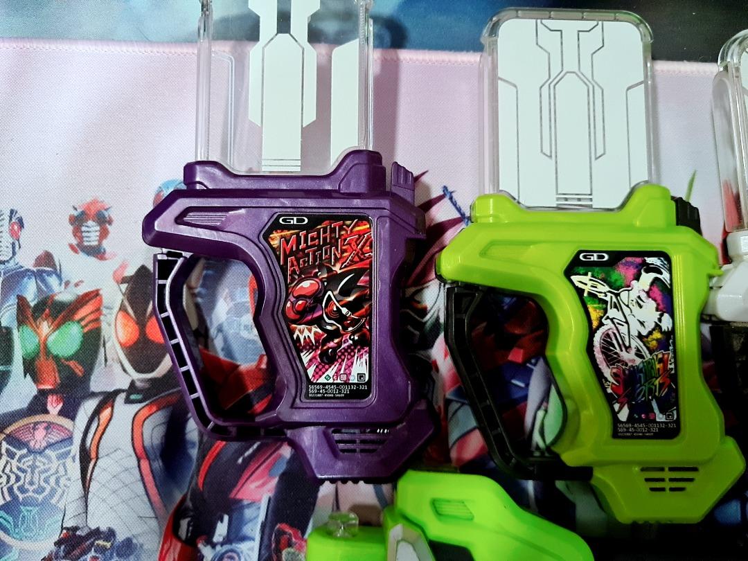 Kamen Rider Ex-Aid - DX Gamer Driver w Proto Mighty Action X & Shakariki Sports Gashat, Hobbies ...