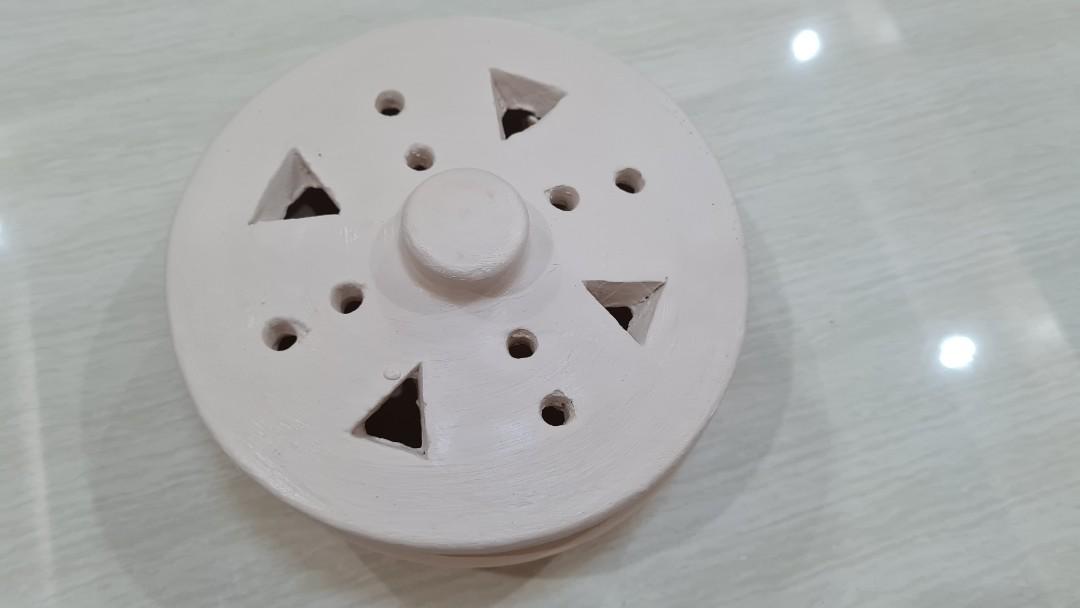 Katol Holders, Furniture & Home Living, Home Decor, Vases & Decorative ...