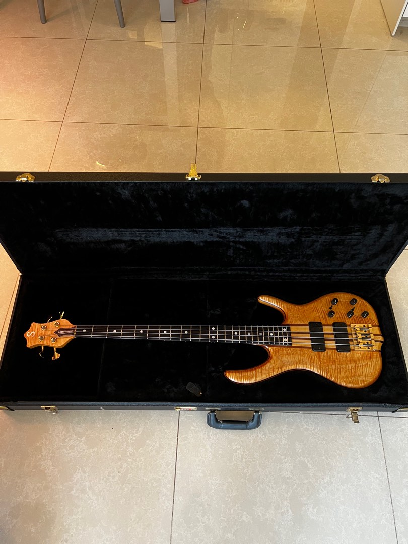 Ken Smith bass 4 string, Hobbies & Toys, Music & Media, Musical ...