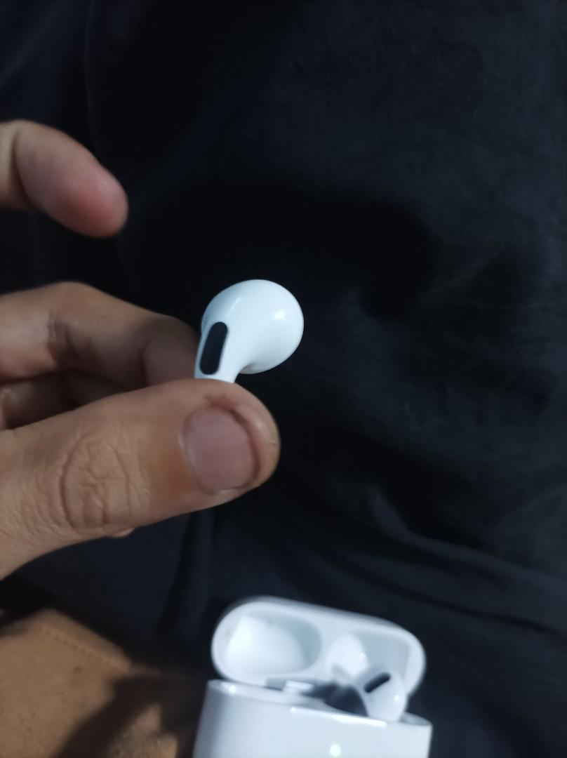 mizoo earpods, Audio, Headphones & Headsets on Carousell