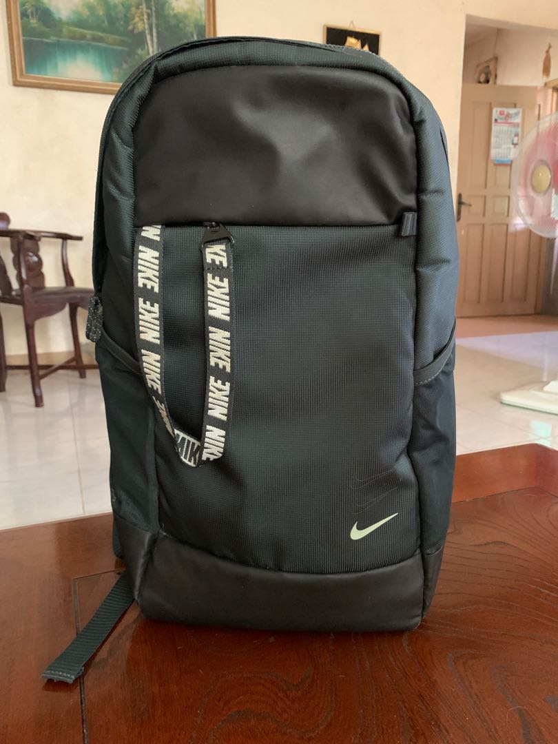 Nike Backpack, Men's Fashion, Bags, Backpacks on Carousell
