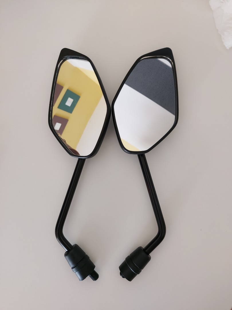 Original Motor Sidemirror Yamaha LC135 V6, Motorbikes on Carousell