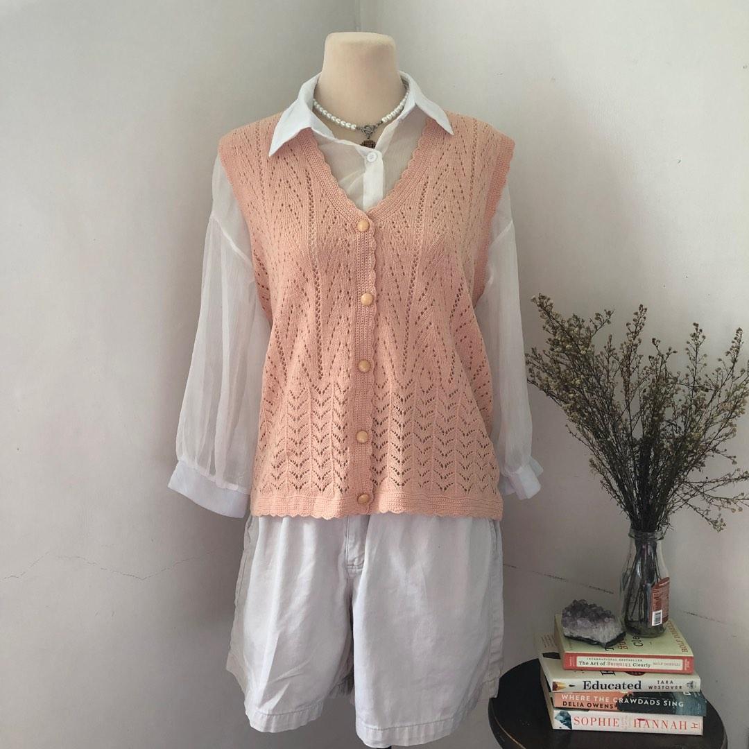 peach knit vest, Women's Fashion, Tops, Others Tops on Carousell