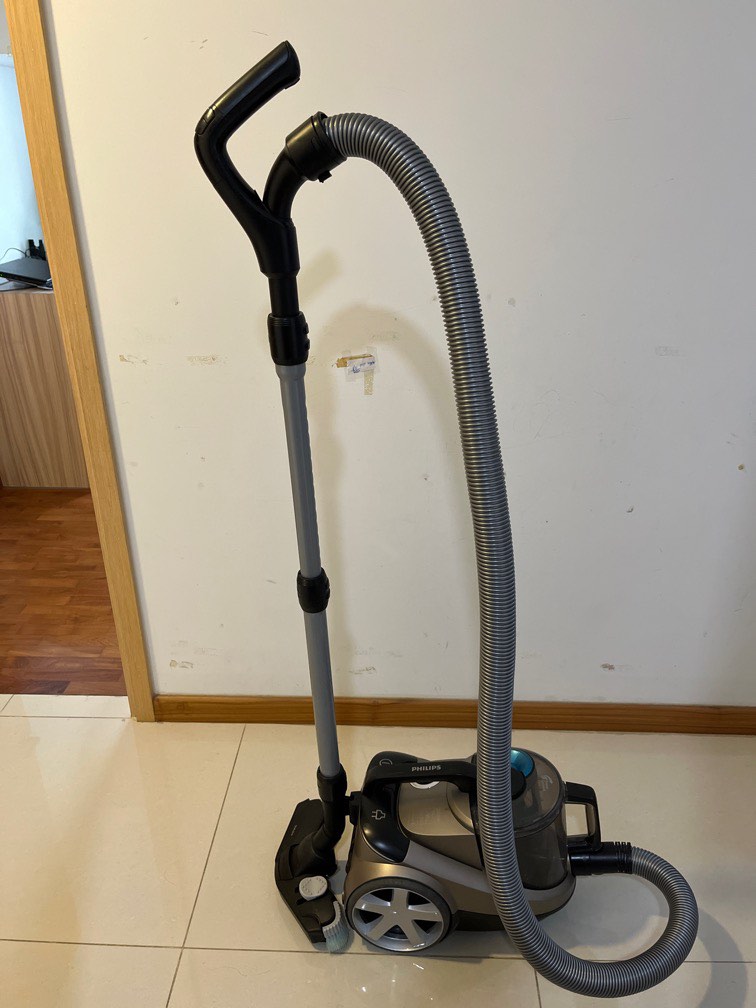 Philips power Cyclone 6 Bagless vacuum cleaner Bagless vacuum cleaner ...