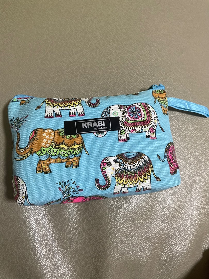 Pouches, Women's Fashion, Bags & Wallets, Purses & Pouches on Carousell