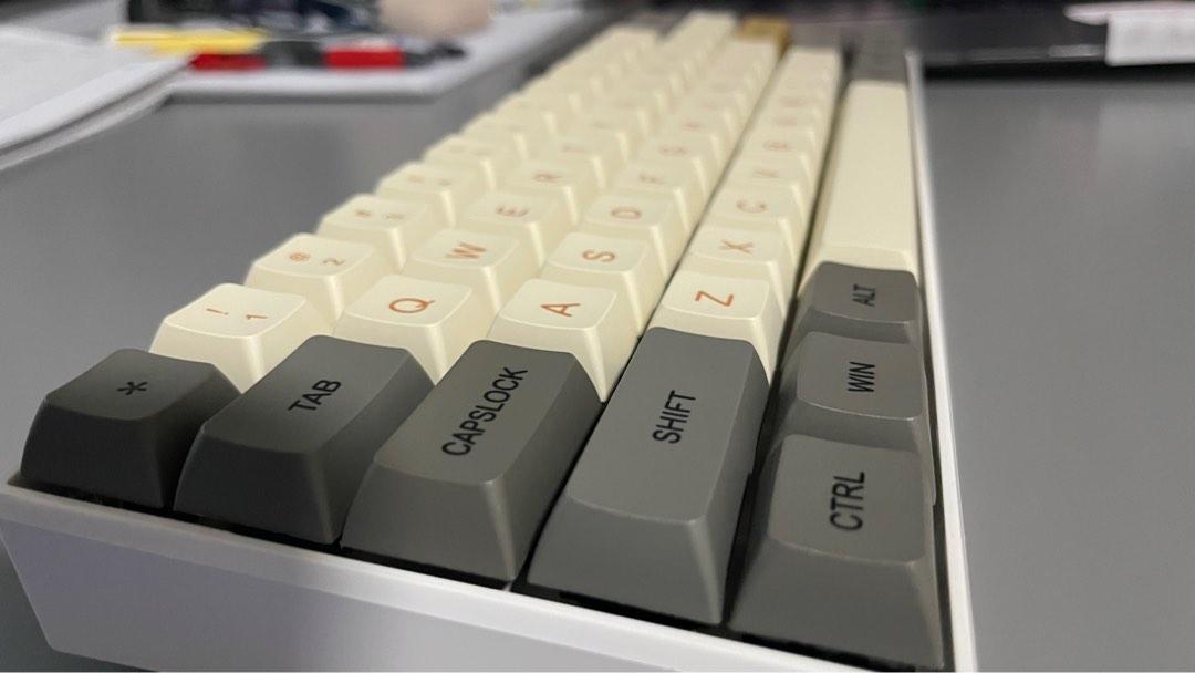 RK61 + off white keycap set, Computers & Tech, Parts & Accessories ...