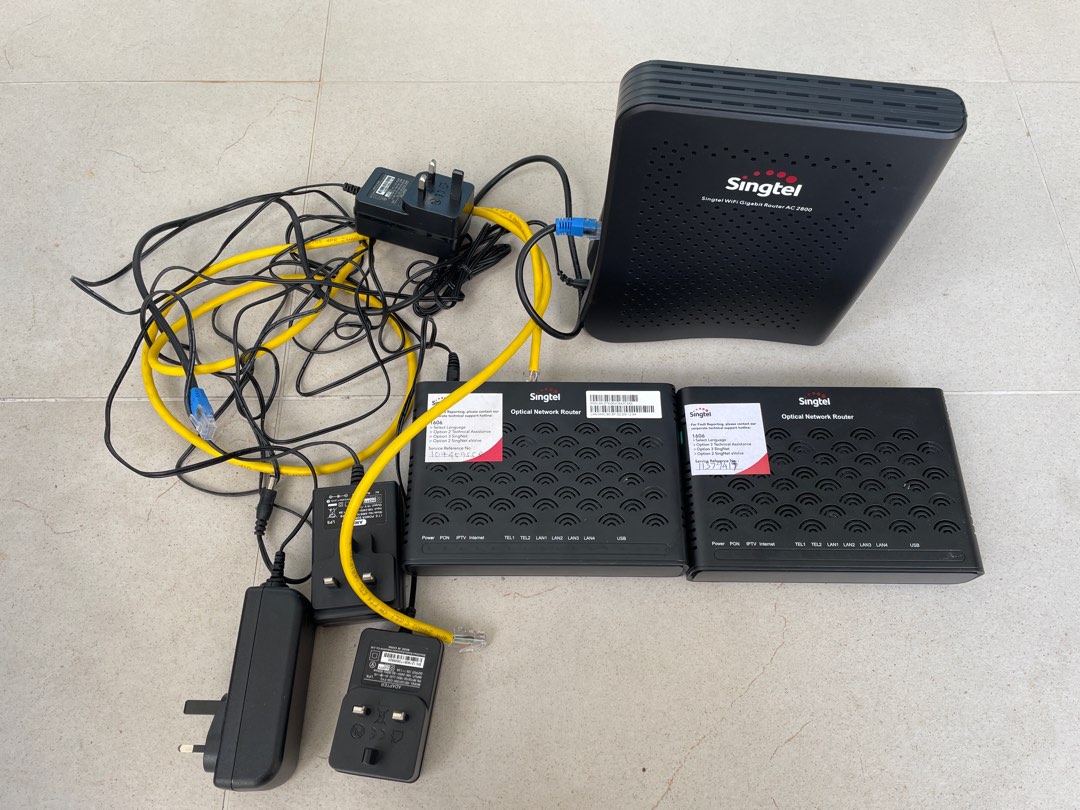 Singtel router, Computers & Tech, Parts & Accessories, Networking on ...