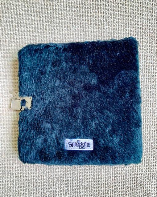 Smiggle A5 Furry Notebook with Lock and Keys, Hobbies & Toys ...