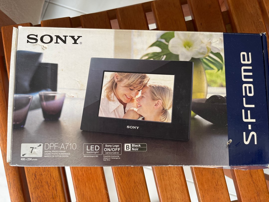 Sony S-Frame, Furniture & Home Living, Home Decor, Frames & Pictures on ...